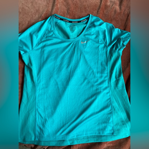 Nike | Tops | Nike Dry Fit Work Out Top | Poshmark